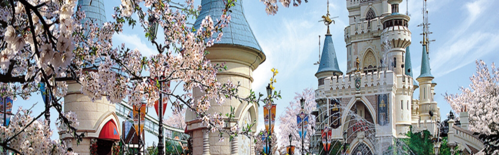 Up to 20% off one-day pass at Lotte World | UOB Malaysia